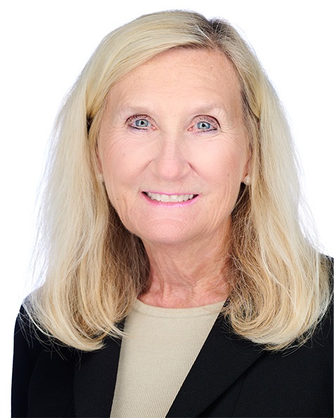 Melanie W. Barstad | About Cintas