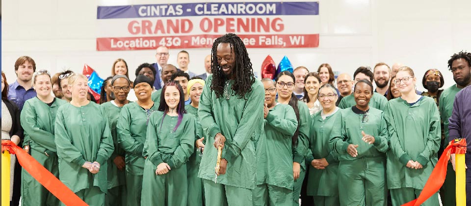 Cintas opens new Cleanroom facility in Milwaukee area