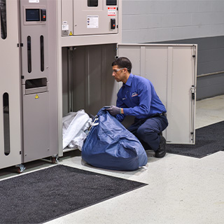 Garment Dispensing | Cintas